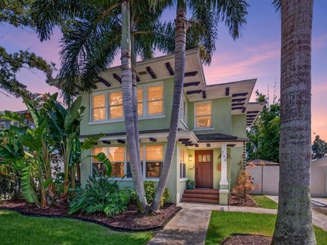 736 30th Ave N, Saint Petersburg, FL 33704