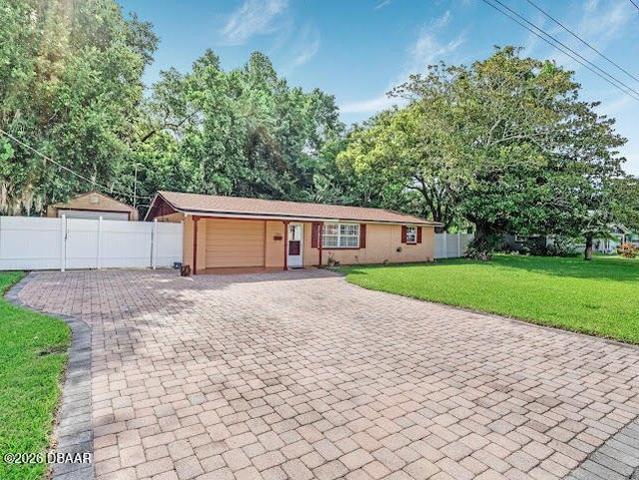 736 5th St, Port Orange, FL 32129