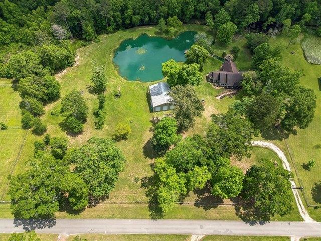 736 County Road 3372, Cleveland, TX 77327