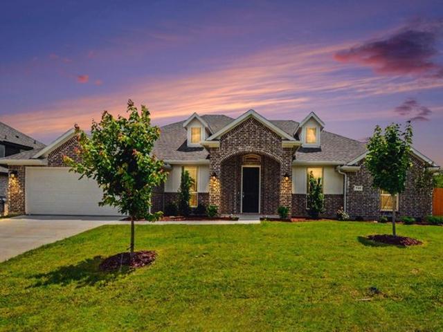 736 Candace Dr, Desoto, TX 75115