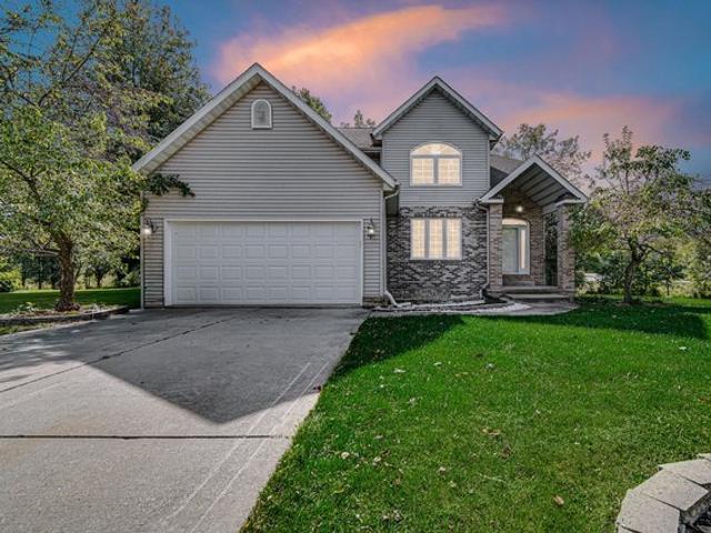736 Cinnamon Teal Ct, Hobart, IN 46342