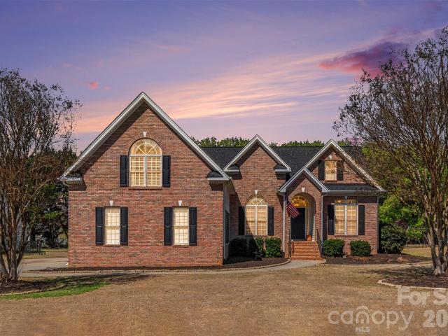 736 Creekbridge Dr, Rock Hill, SC 29732 | MLS #4357 | Compass