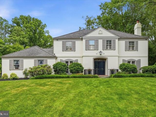 736 Governor Cir, Newtown Square, PA 19073