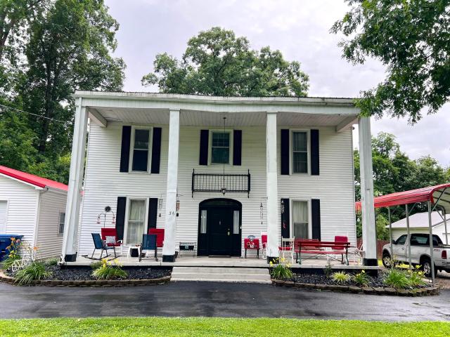 736 East Lakeshore Drive