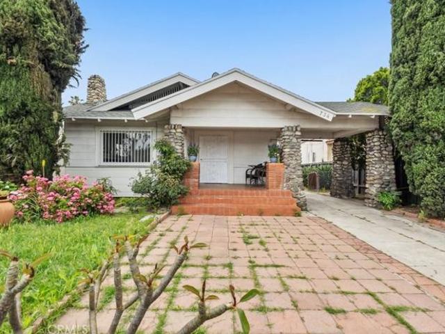 736 N Edgemont St, Los Angeles, CA 90029