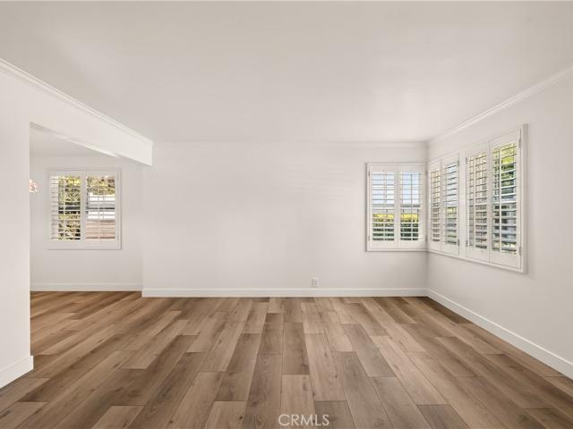 736 N Evergreen