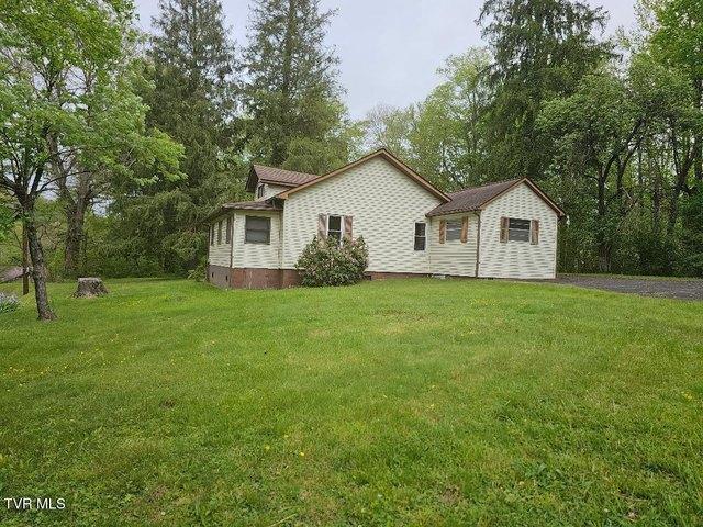 736 NE Park Ave, Norton, VA 24273