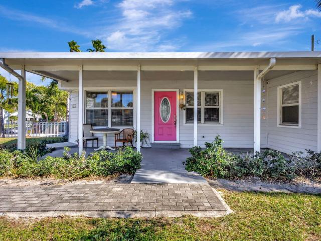 736 Rockland Dr, West Palm Beach, FL 33405 | MLS #B26005