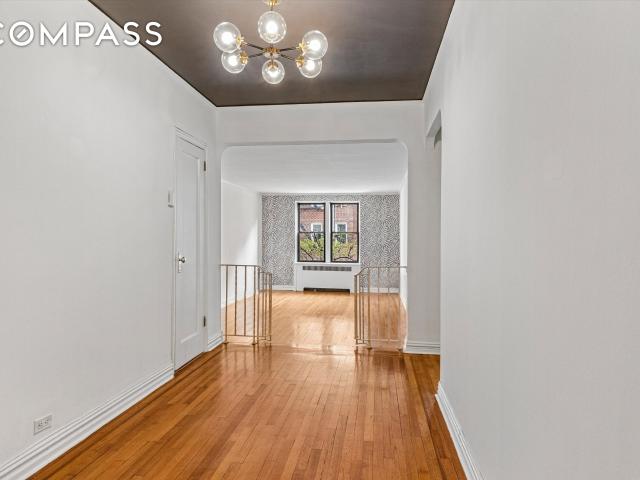 736 West 186th Street, New York, NY