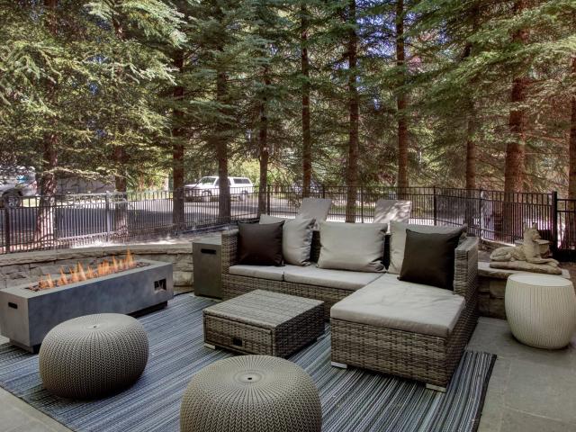 736 West Smuggler Street, Aspen, US, CO