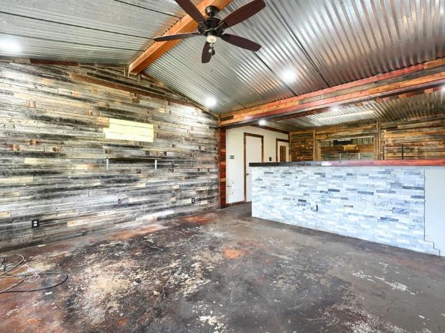 736 Thedford Road