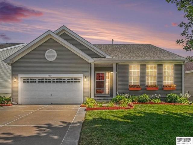 7375 N 88th St, Omaha, NE 68122