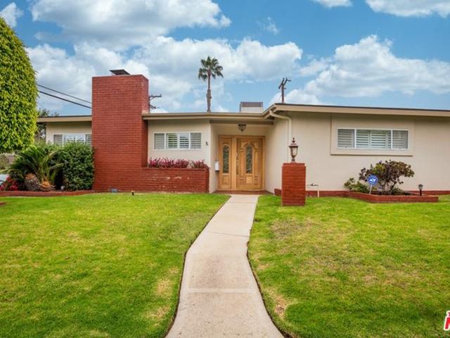 7377 W 88th St, Los Angeles, CA 90045