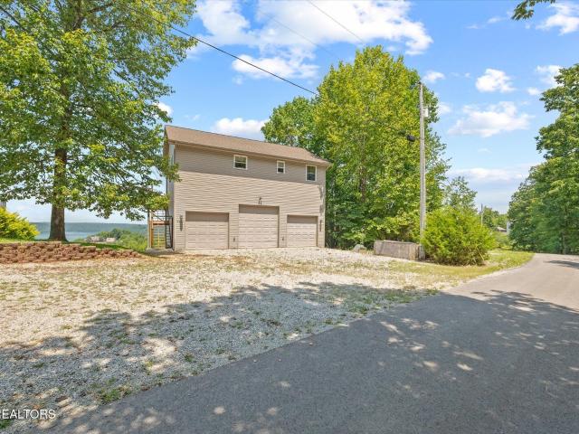 7378 Lillydale Rd