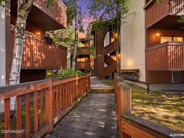7371 Huntsmen Cir Unit 16B, Anchorage, AK 99518