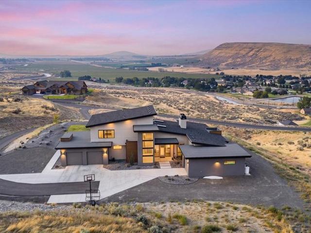 73723 E Homestead Rd, Kennewick, WA 99338