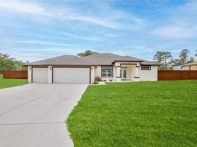 7372 Madrid Rd, Weeki Wachee, FL 34613