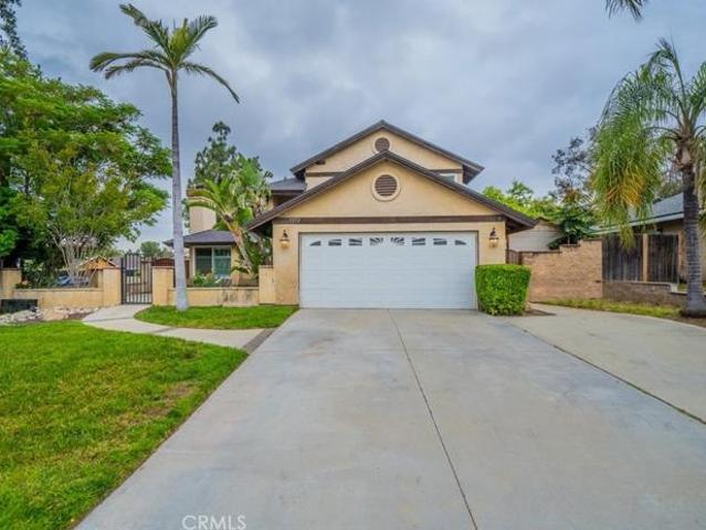 7372 Oleander Ave, Fontana, CA 92336