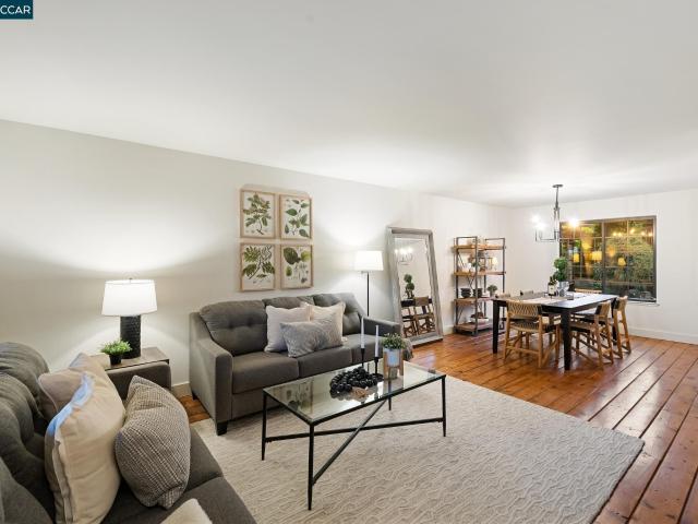 737 Arboles Pl