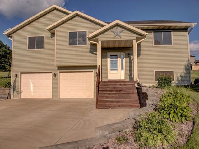 737 Arrowhead Blvd, Wilton, WI 54670