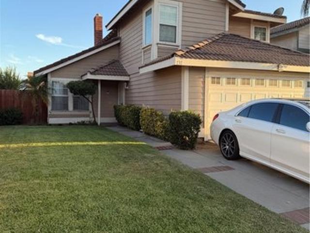 737 E Jackson St, Rialto, CA 92376