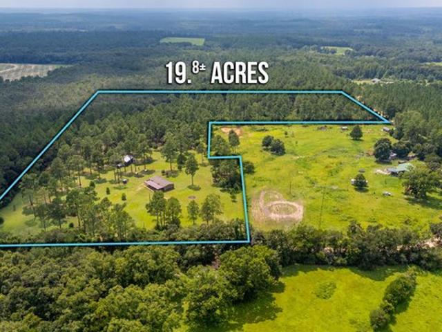 737 Hemphill Rd, Defuniak Springs, FL 32433