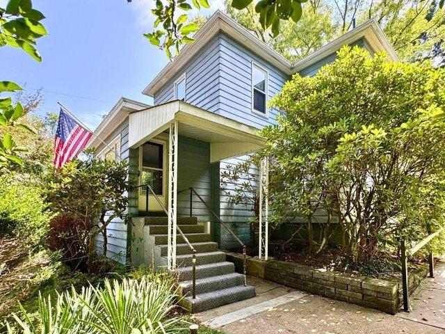 737 Osborne Ln, Crescent, PA 15046