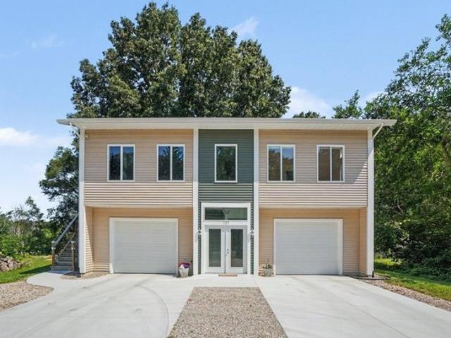 737 Ottawa Beach Rd, Holland, MI 49424