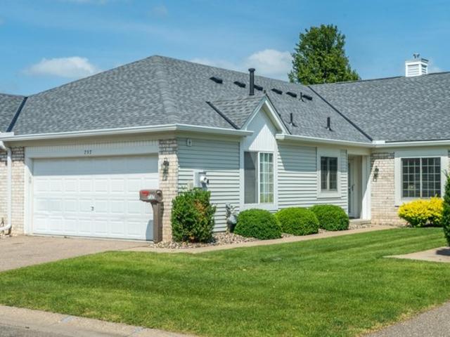 737 Markgrafs Lake Draw, Woodbury, MN 55129