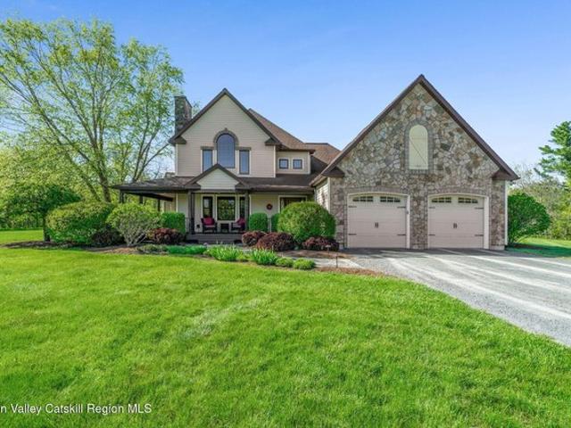 737 Muitzeskill Rd, Schodack Landing, NY 12156