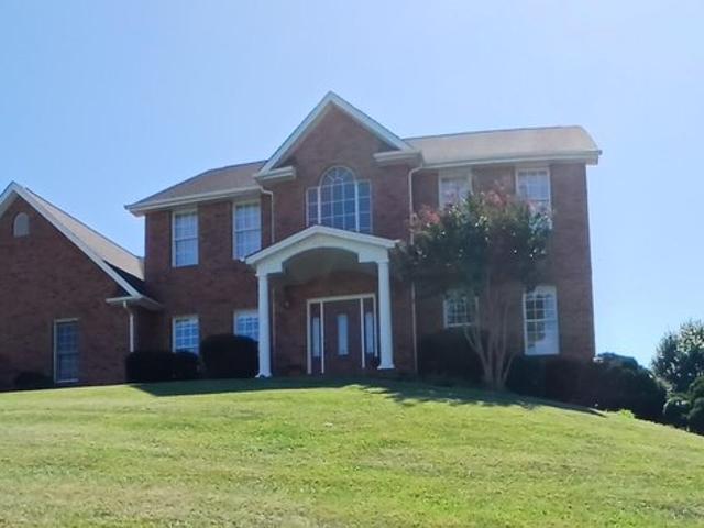 737 Scarlet Dr, Daleville, VA 24083