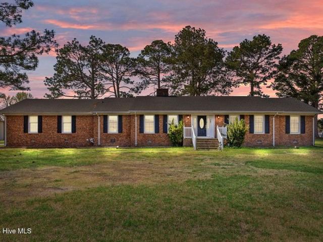 737 Pocosin Rd, Winterville, NC 28590