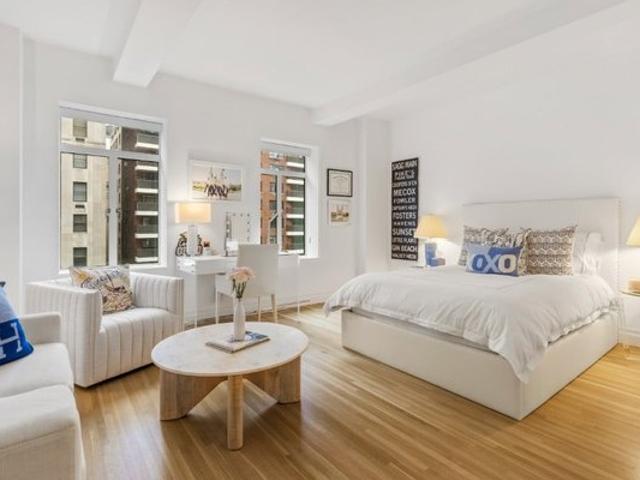 737 Park Ave Apt 9A, New York, NY 10021