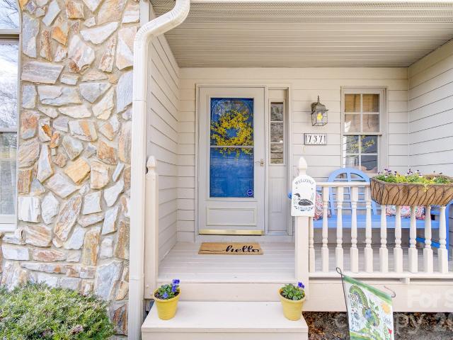 737 Woodbine Road