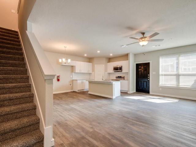 737 Wheatfield Dr, Venus, TX 76084 | MLS #21231