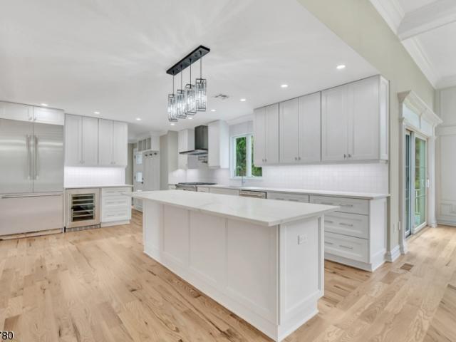 737 Wingate Dr