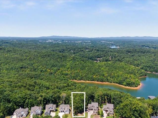 7385 Crestline Drive