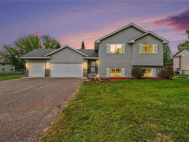 7385 th St, North Branch, MN 55056