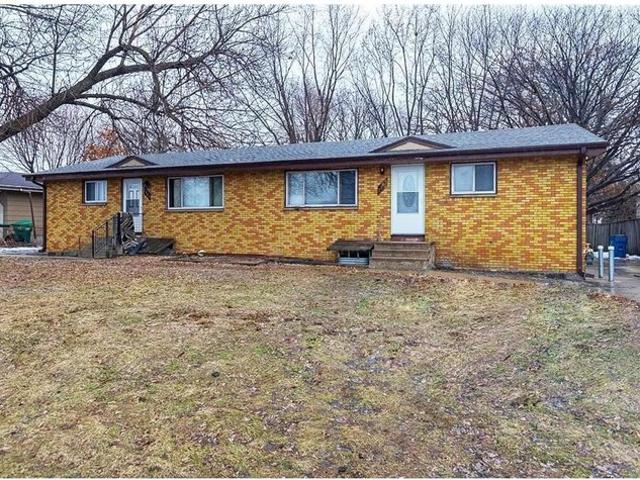 7385 University Ave NE, Fridley, MN 55432