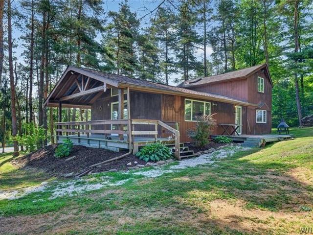 7386 Lower East Hill Rd, Colden, NY 14033