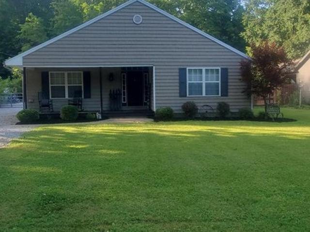 7388 Hinkle Rd, Middletown, OH 45042