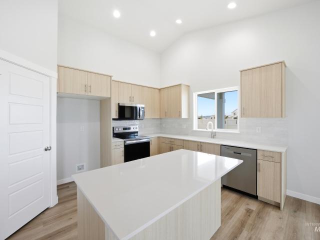 7388 W Trumbull Ct