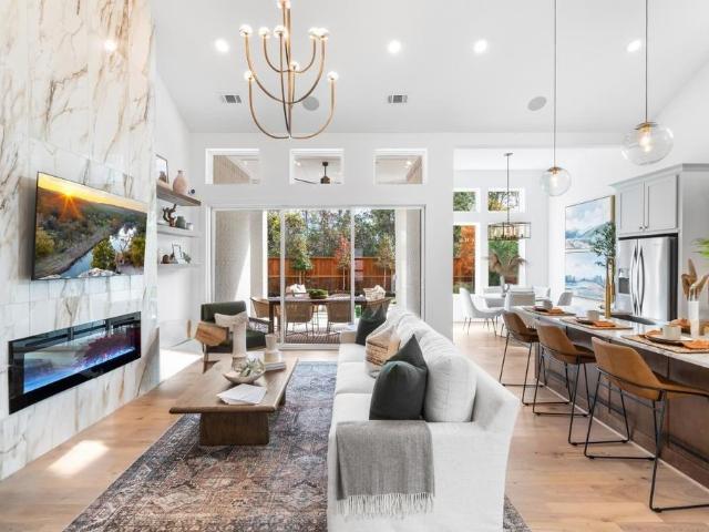 7389 Grandview Meadow Drive