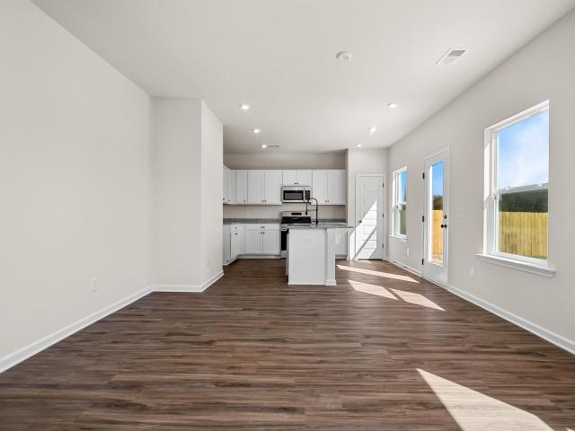 7380 Upland Loop