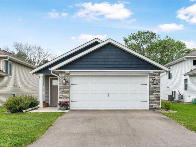 7381 Degrio Way, Inver Grove Heights, MN 55076