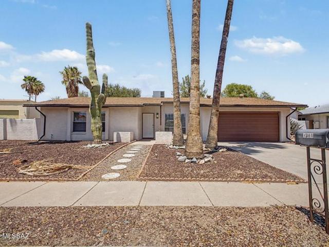 7381 E Rio Verde Dr, Tucson, AZ 85715
