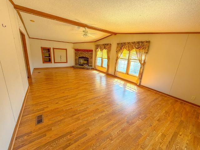 7382 Flat Ridge Road