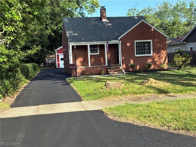 7382 Presley Ave, Mentor, OH 44060