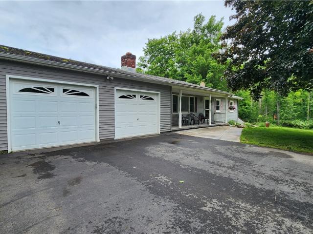 7383 Lakeside Road