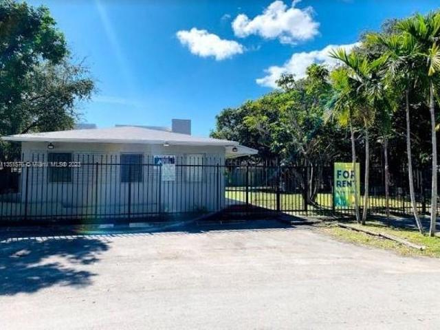738 86th St NE #7, Miami, FL 33138